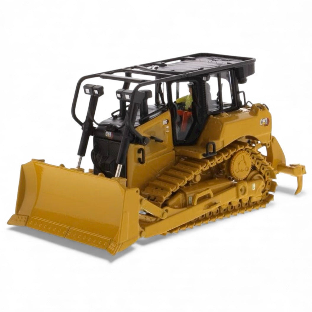 Diecast Masters CAT D6 Track-Type Tractor with SU Blade 1:50 – dmb models